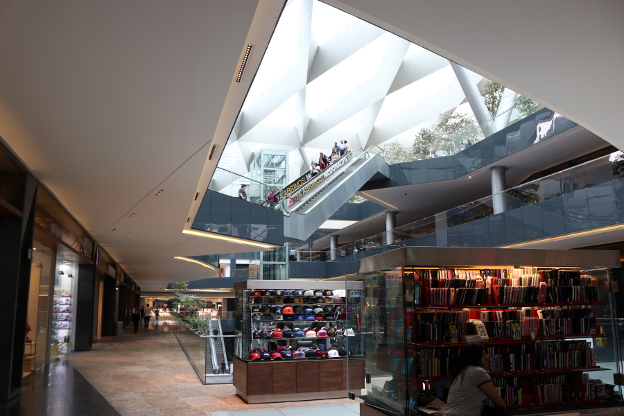 Publicidad en Toreo Parque Central | Cattri